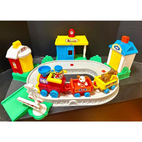 Fisher-Price | Toys | Fisherprice Little People 208 Pop N Surprise ...